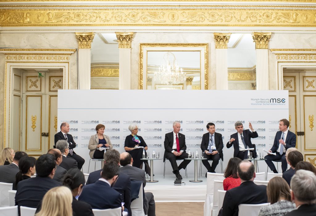 Think Tank Founder Stresses Economic Globalization's Role in Unity ...